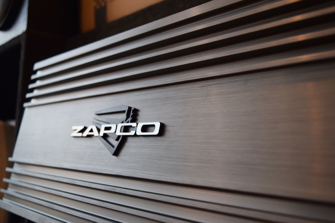 デモボードのアンプも新投入!!ZAPCO Z-150.4Ⅱ | B-PACS STAFF BLOG